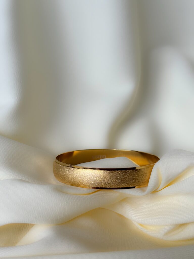 Matte gold bracelet - Mandella Store
